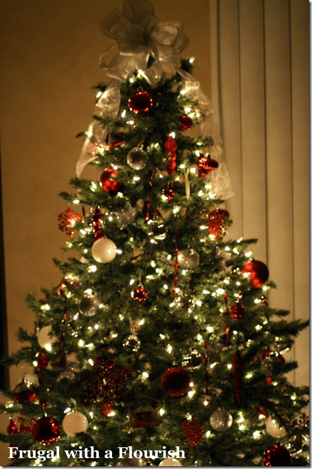 Frugal with a Flourish: Bling and Sparkle (aka my Christmas Tree)